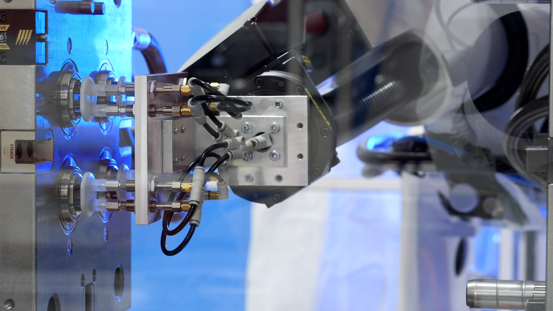 Achieving product excellence with advanced plastics capabilities | Flex